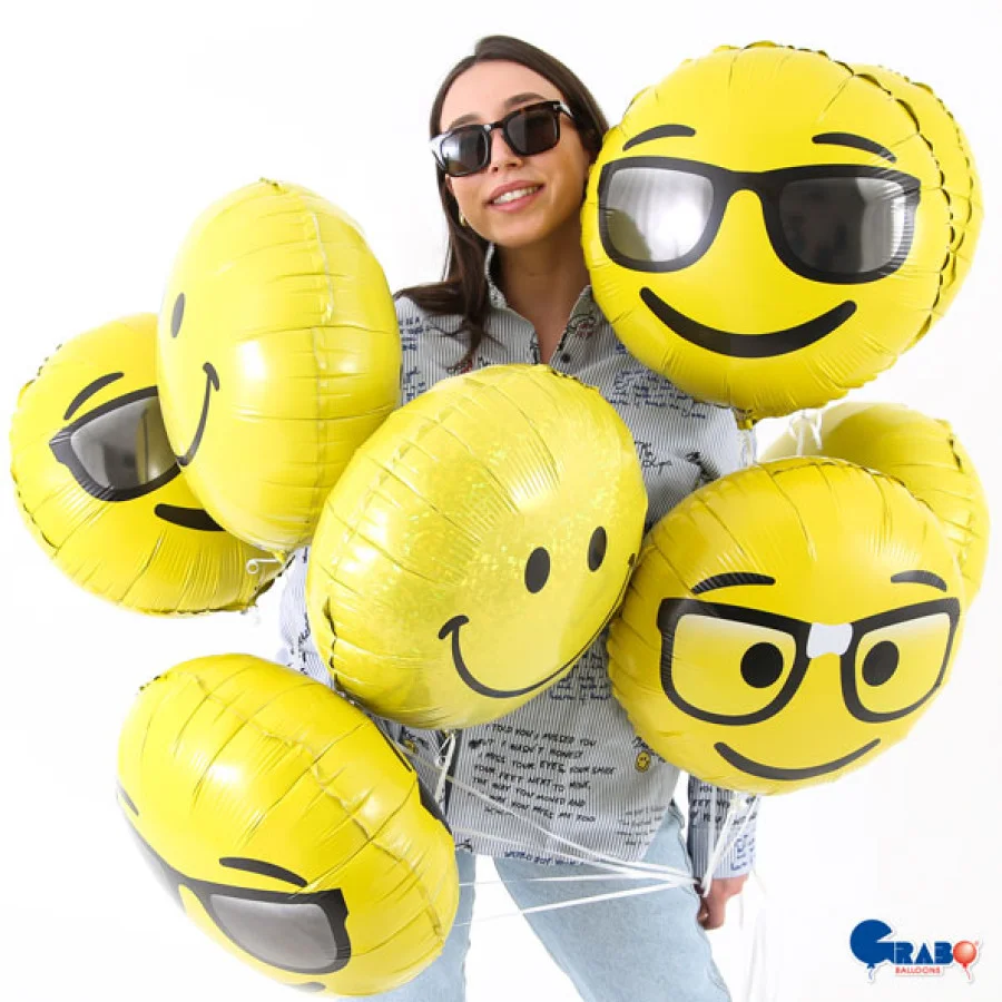 18 inch Smiley Face Foil balloon | Winner Party
